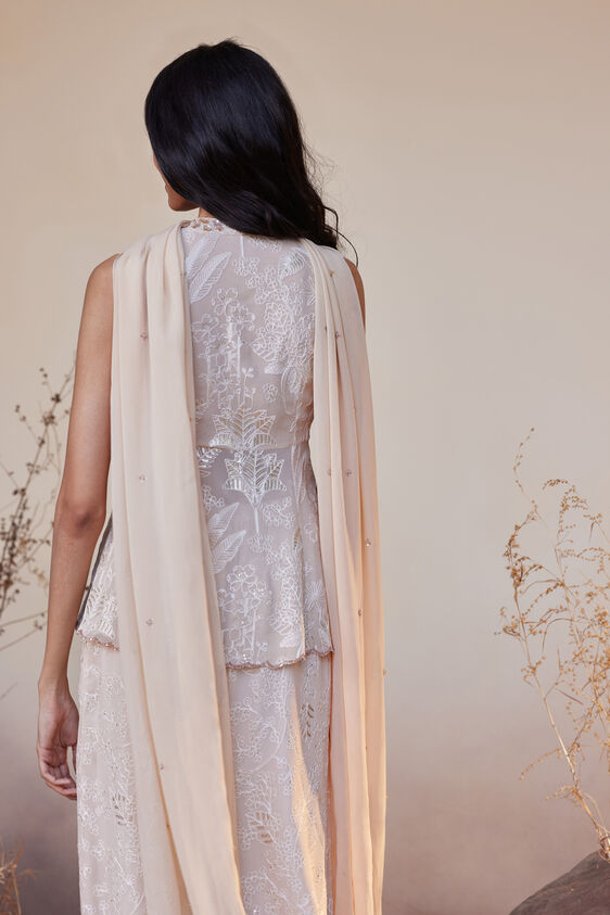 Sahara Close-fitting Suit Set Flesh